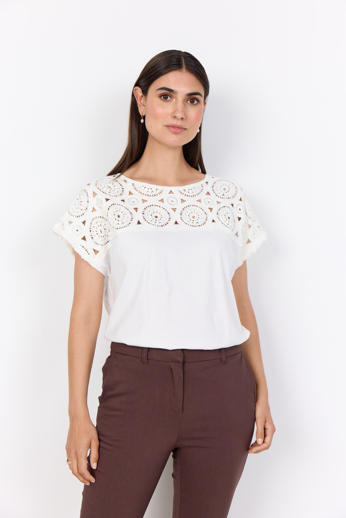 SC-SHENA 1 T-shirt i Off white från soyaconcept | Soyaconcept.se ...